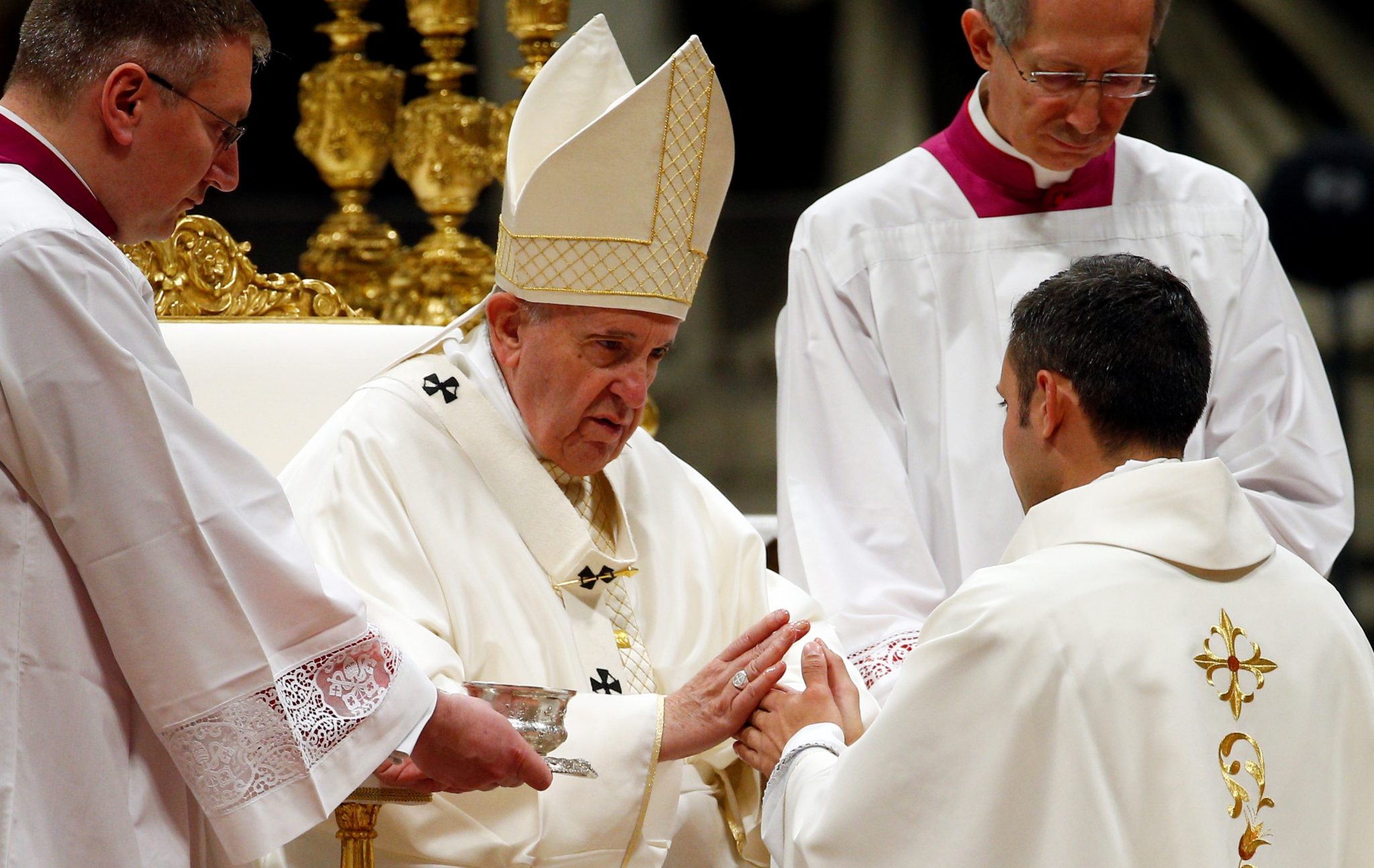 Pope Francis ordains nine new priests
