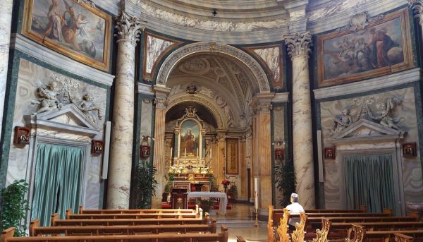 The Church of St. Anne in the Vatican - Omnes