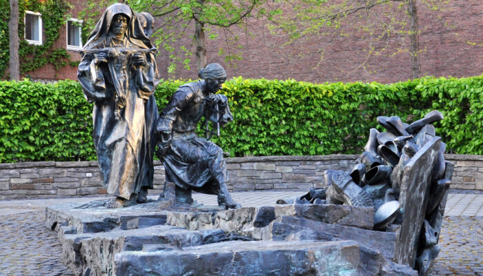 Edith Stein: Jew, philosopher, Carmelite - Omnes